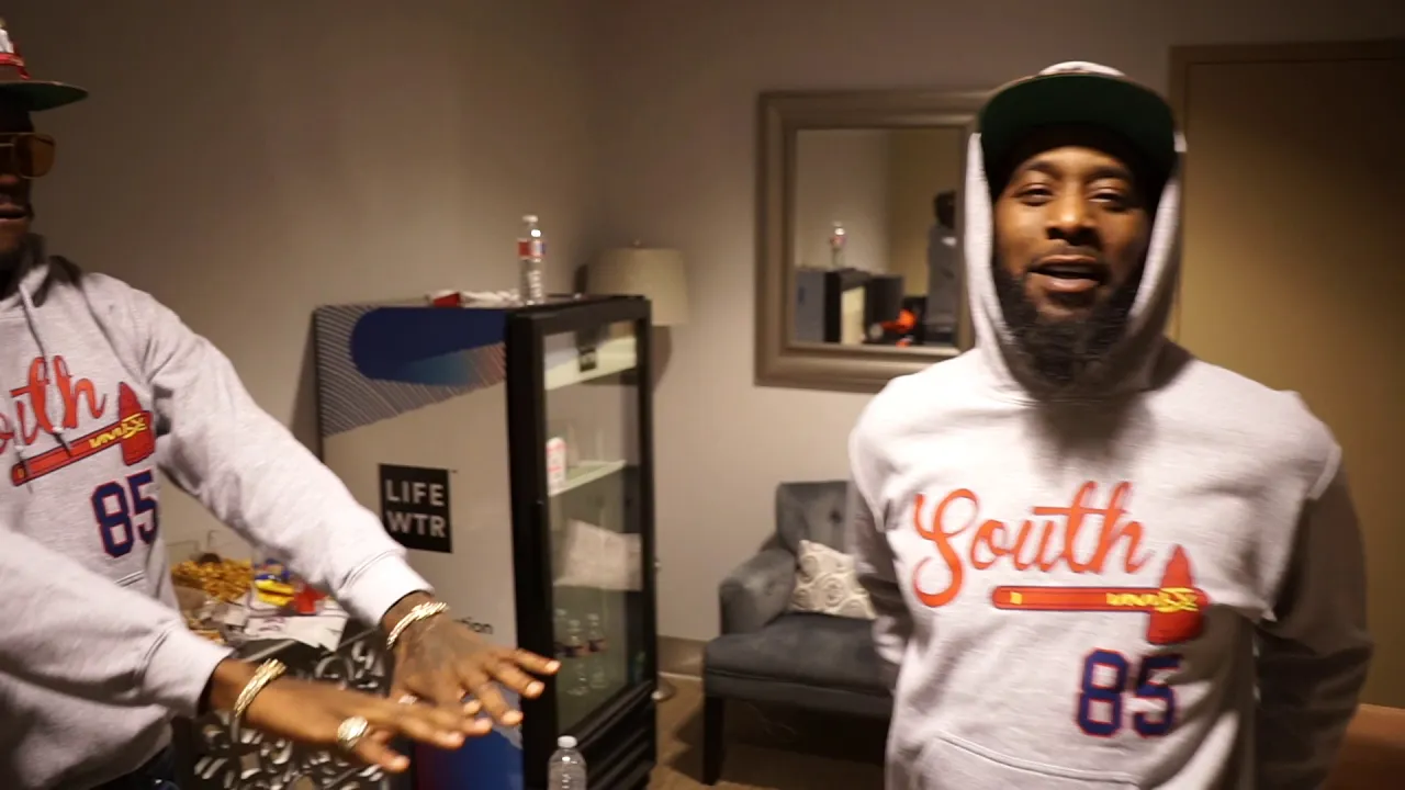 RIDING 85 - Channel Eighty Five