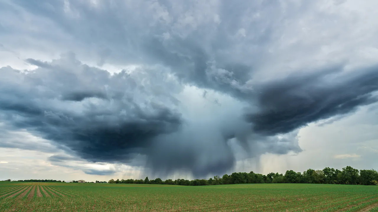 S2E1 Weathering a Storm - Season 2 - Answers.tv