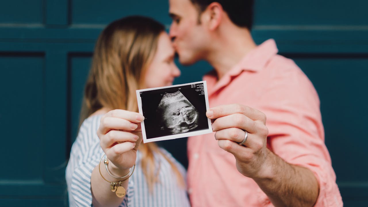 Fearfully & Wonderfully Made (2020) - Anatomy with Dr. Menton - Answers.tv