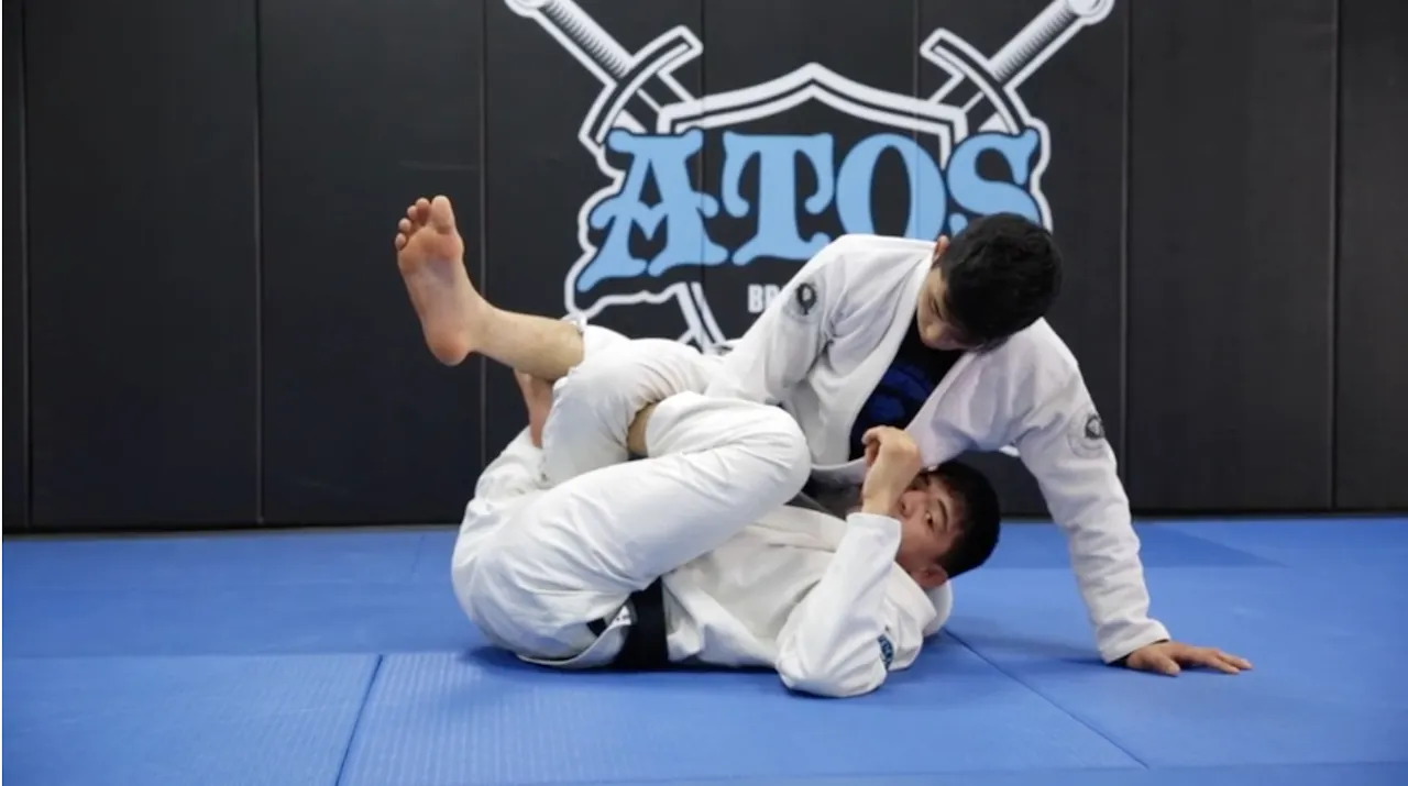 Deep Half Guard with Front Hook + Calf Slice Sweep - Michael Liera Jr ...