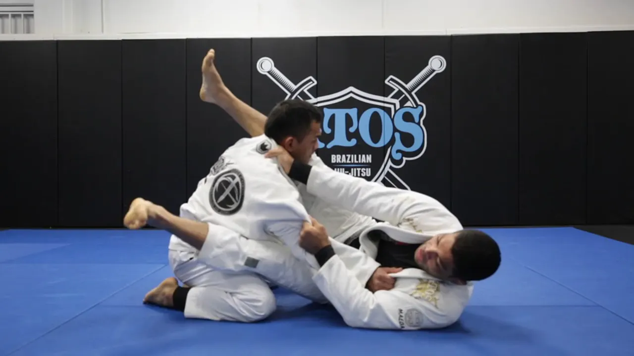 Triangle From Closed Guard - Andre Galvao - Atos BJJ OnDemand
