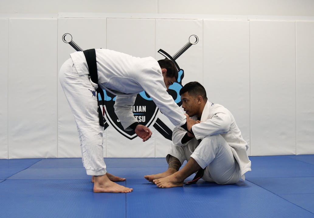 Guard Retention Using Collar Grip - Part 2 - Rolando Samson - Atos BJJ ...