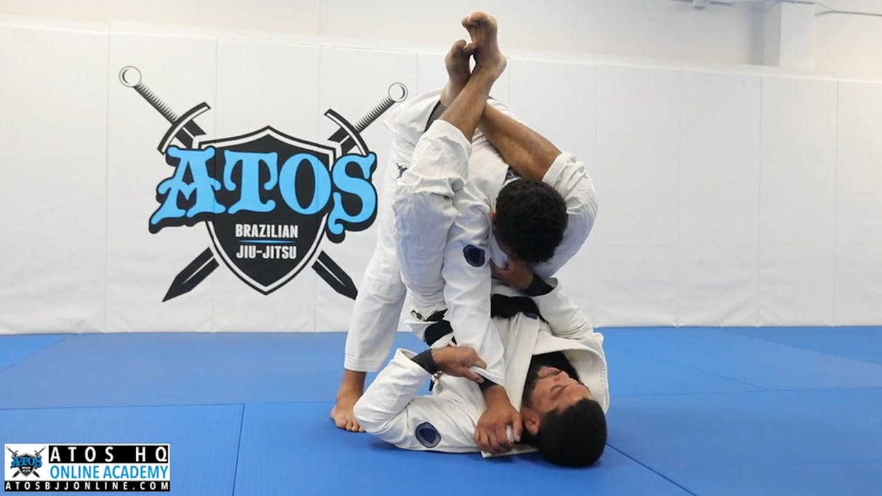 How To Set Up Open Guard Grips with Triangle & Arm Bar Transitions ...