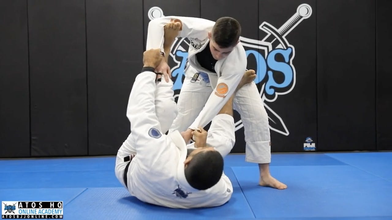 Spider Guard Sweep + Triangle Transition and Variation - Andre Galvao ...