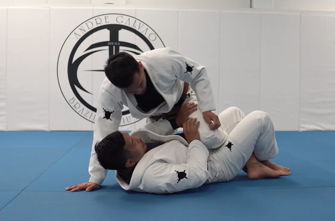 Basic Mount Escape - Rolando Samson - Atos BJJ OnDemand