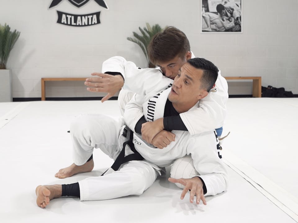 Back Escape Using a Lateral Roll From Bottom Turtle - Part 1 - Bruno ...