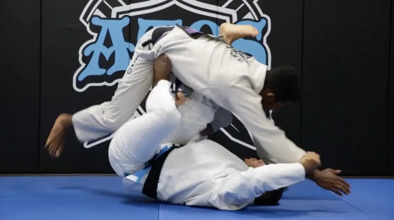 "Wash The Window" Overhead Arm Bar Sub From Squid Guard - Rolando ...