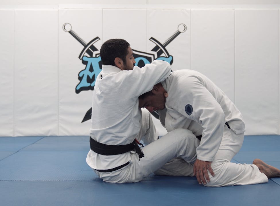 Cross Collar Grip Loop Choke | Part 2 - Arthur Mariath - Atos BJJ OnDemand
