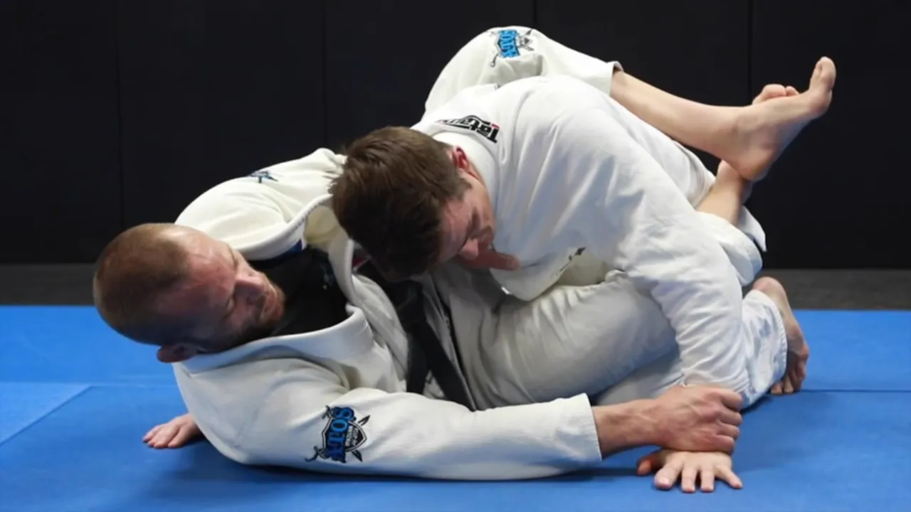 Over-Hook Triangle Attack From Closed Guard Using - Josh Hinger - Atos ...