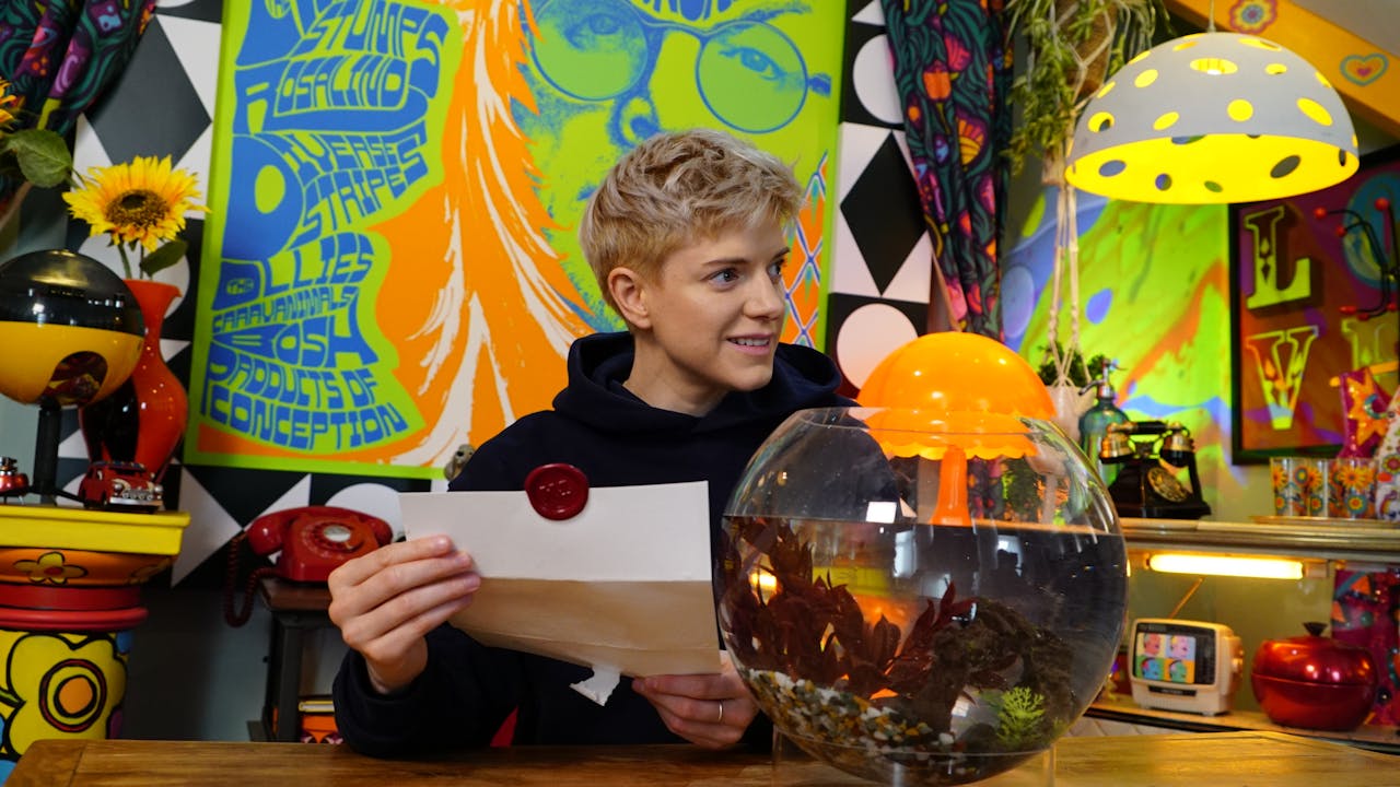 Ep 4 - How Heavy is the Water? - Season 15 Taskmaster UK - TASKMASTER ...