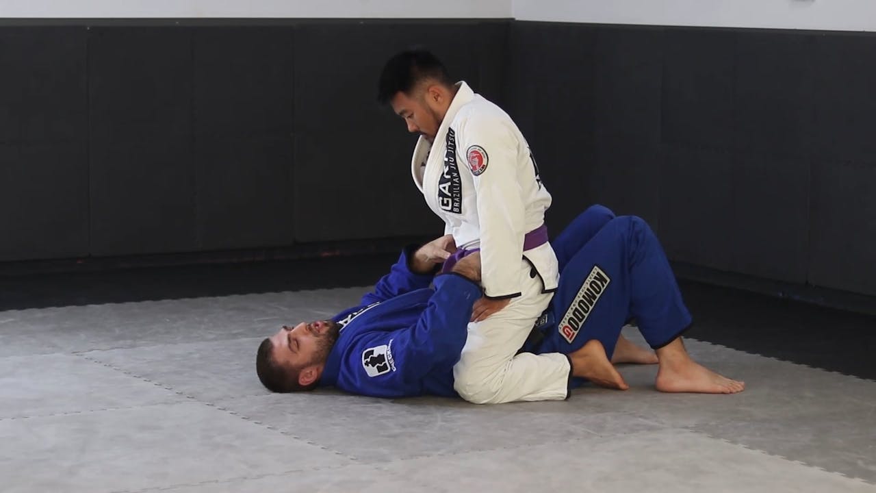ESCAPING THE BOTTOM PIN - UNDERSTANDING BJJ - MOUNT - SHOULDER AND ...