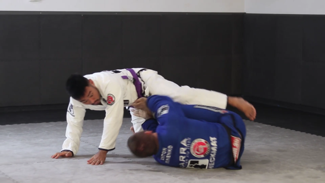 MOUNT ESCAPES - BJJ101