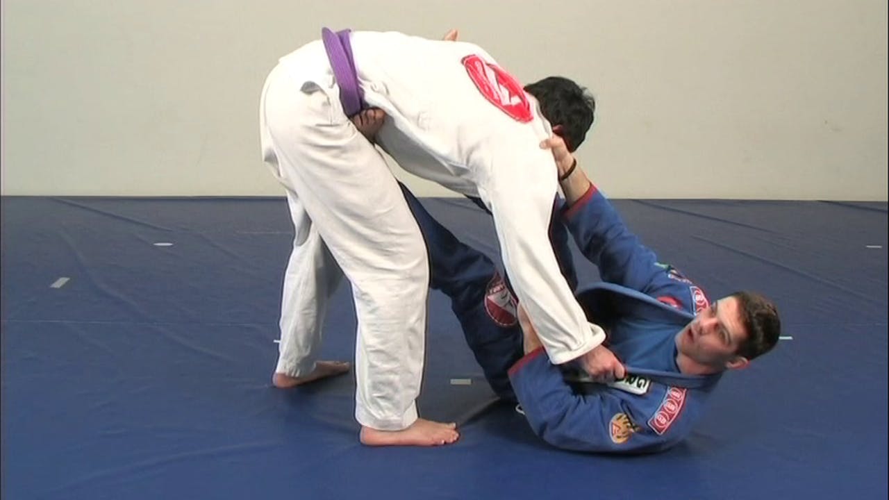 BJJ Sweeps by Flavio Almeida - Budovideos.TV