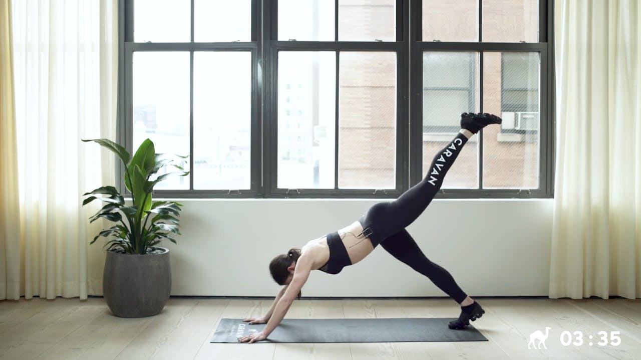 5 Min Washboard Abs Workout - Alli - CARAVAN