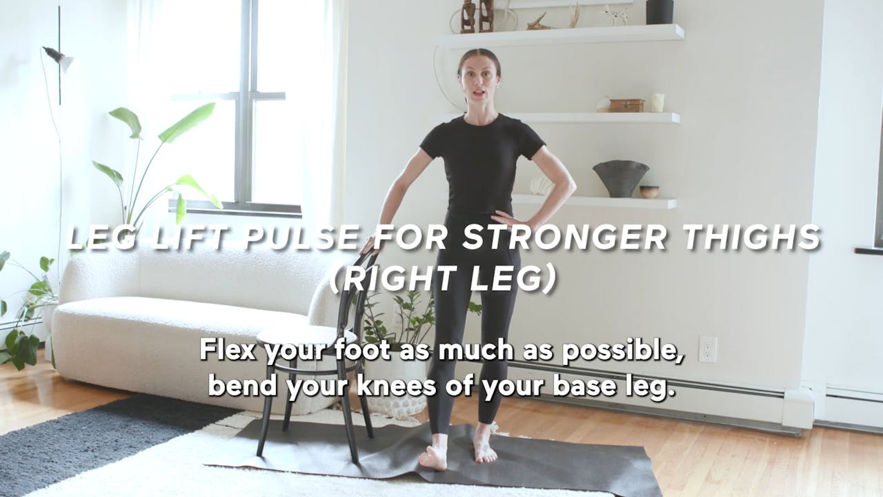 Leg Lift Pulse For Stronger Thighs (Right Leg) (Highlight) - CARAVAN