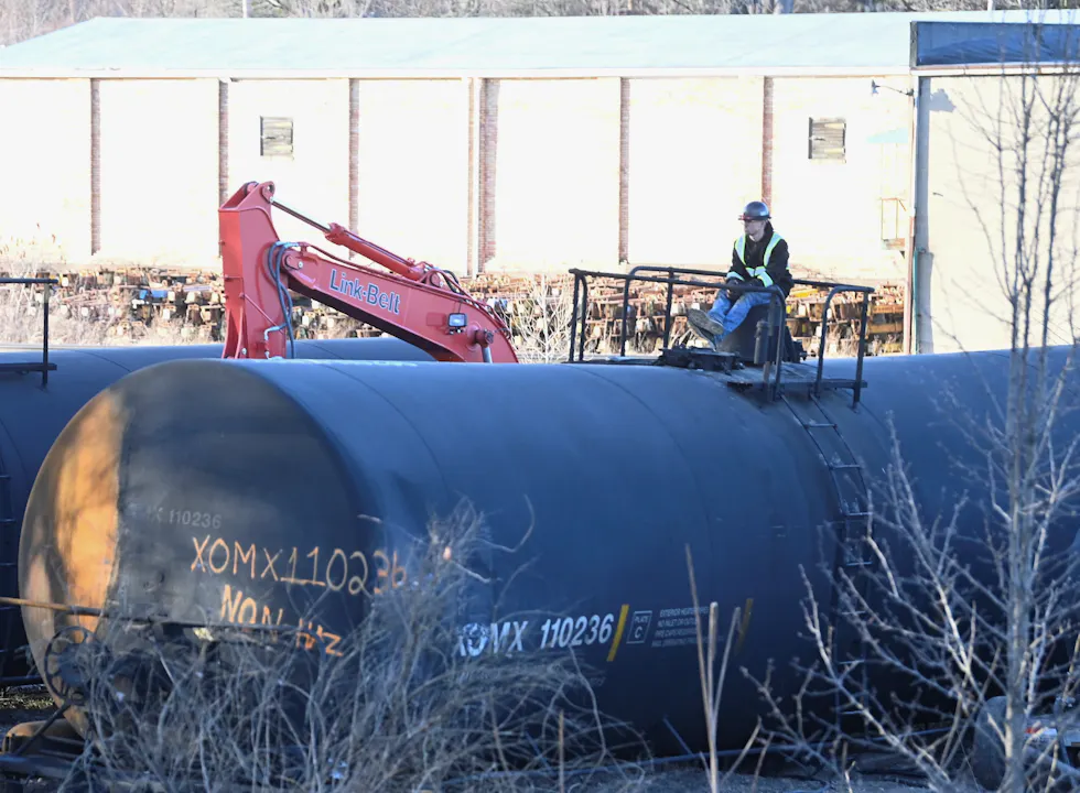 Why are toxic chemicals carried on trains? - Toxic chemical spill in ...