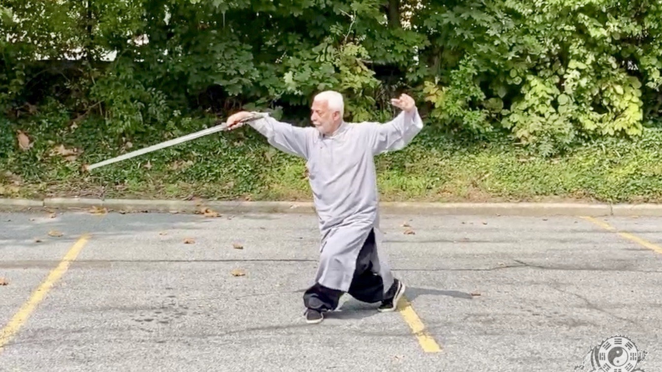 Wutang Tai Chi Chuan Sword (AKA 'Eight Drunken Fairies Sword') - China ...