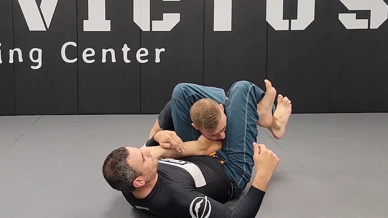 Intermediate #12 - Double Leg / Pendulum Guard Attacks - INVICTUS ...