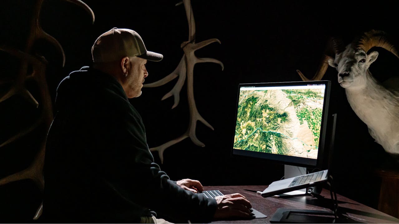 Ch. 5 - Expanding E-Scouting Hunt Areas - OutdoorClass // The Best in ...