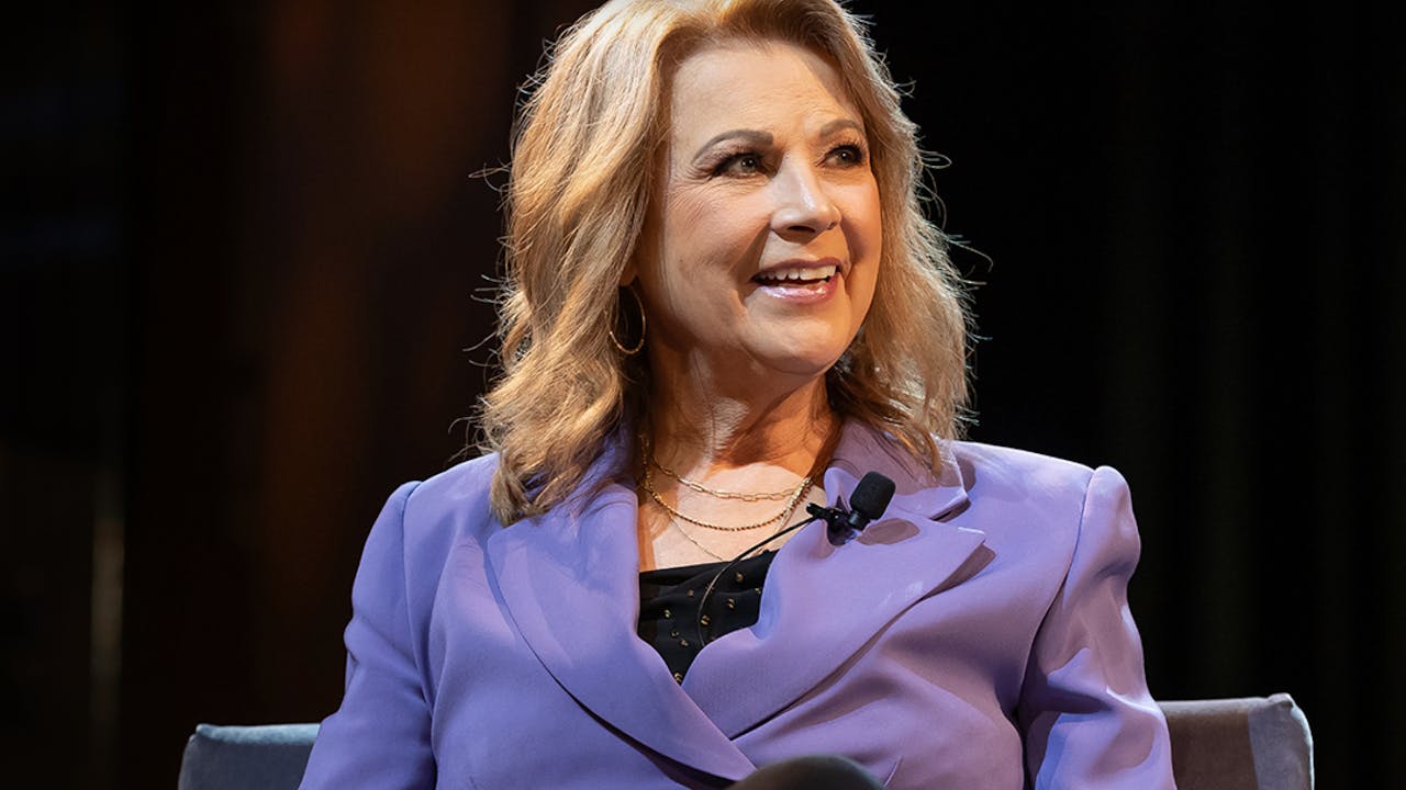 Patty Loveless • Interview and Performance • 2023 - Live at the Hall ...