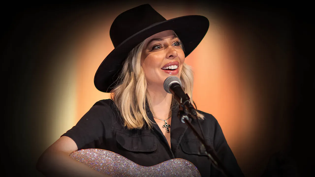 MacKenzie Porter • Songwriter Session • 2024 - The Country Music Hall ...