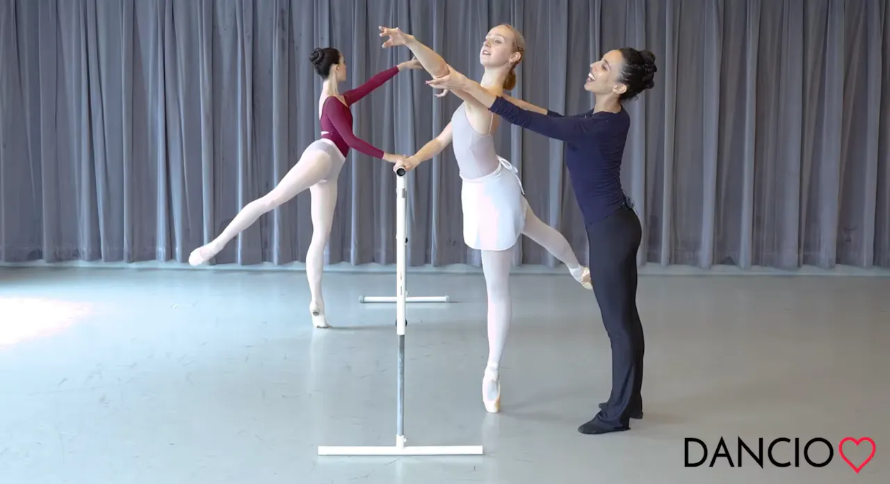 Ballet with María Álvarez | Advanced - Advanced Level with Dancio - Dancio