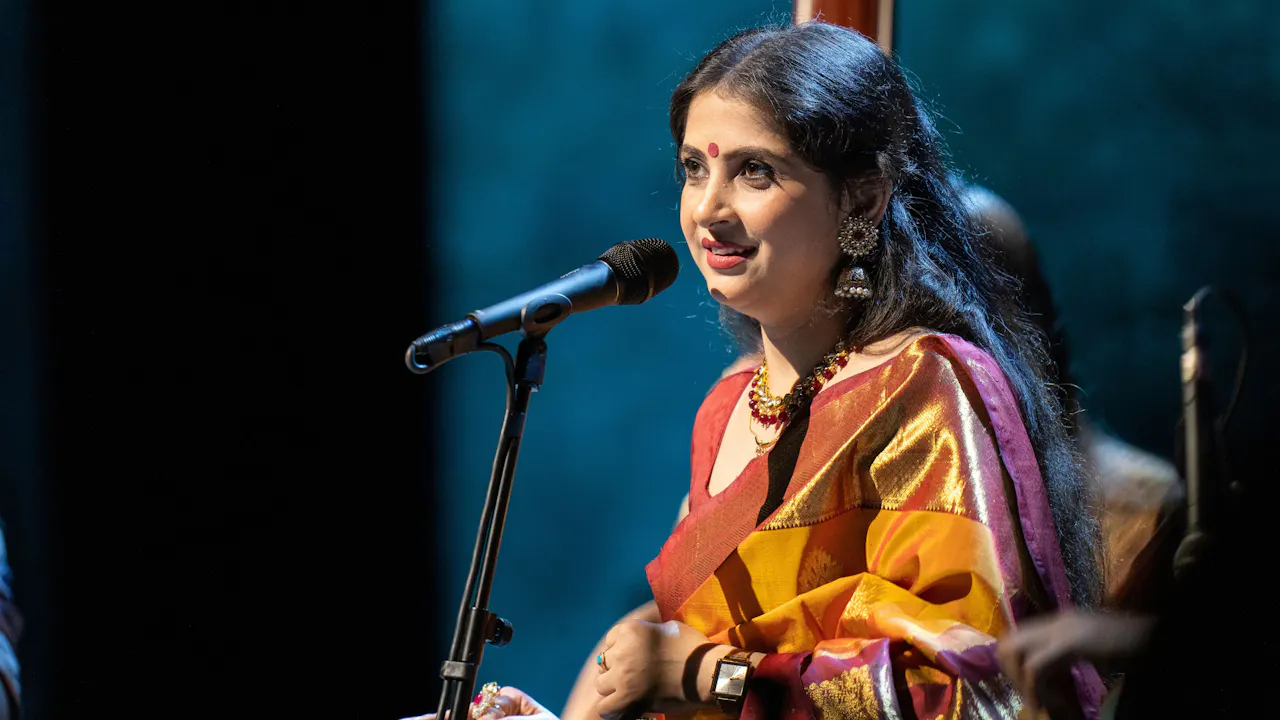 Kaushiki Chakraborty | Raag Abhogi - Darbar Player