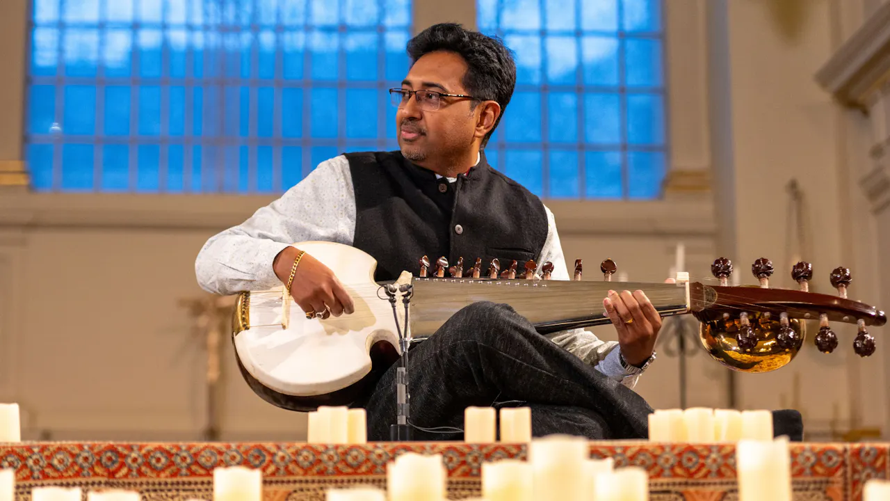 Abhisek Lahiri | Raag Kaunsi Kanada - Darbar Player