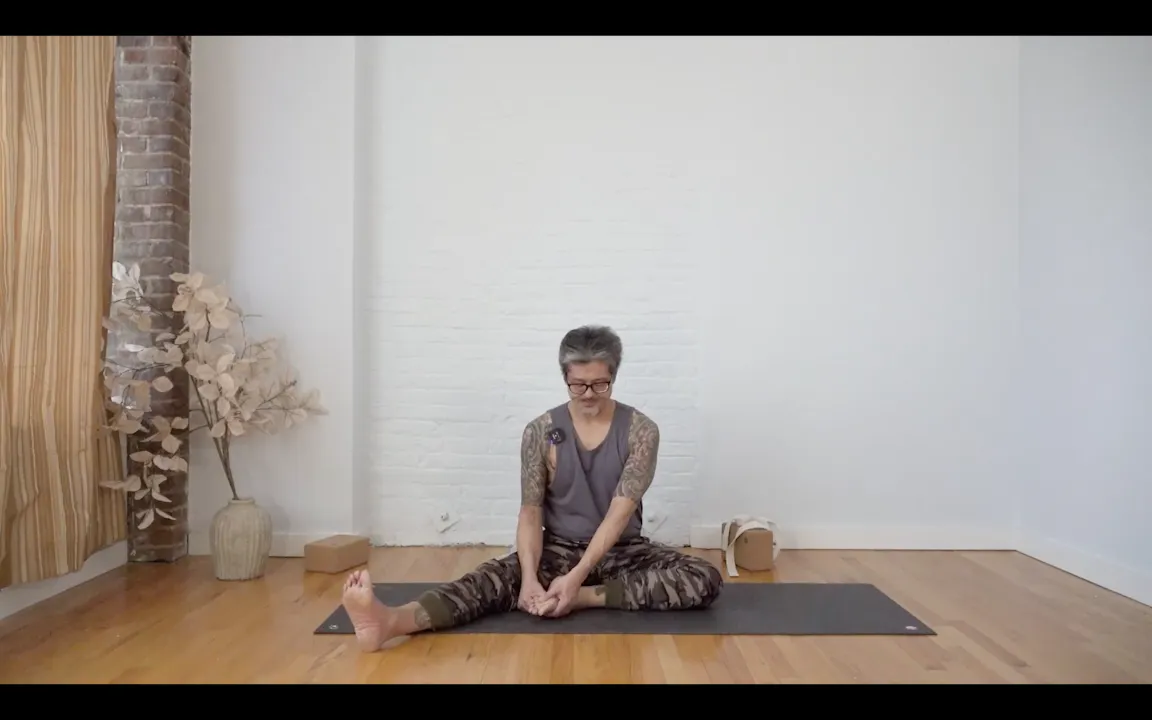 Slow Flow: Feel Your Feet • Masaaki Okamura • 10 min - Down Under On Demand