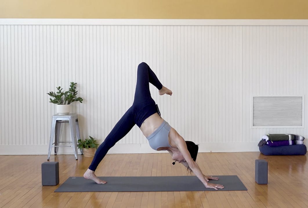 Power Flow: 45 minutes of Power with Susan LoPiccolo - Down Under On Demand