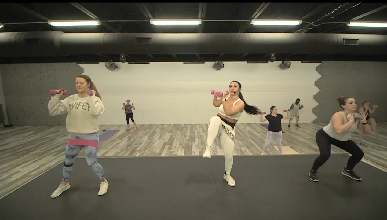 20 Min, 50/10 Tabata 02-02-22 HIIT2FIT w/Jessica - Dance Fitness with ...