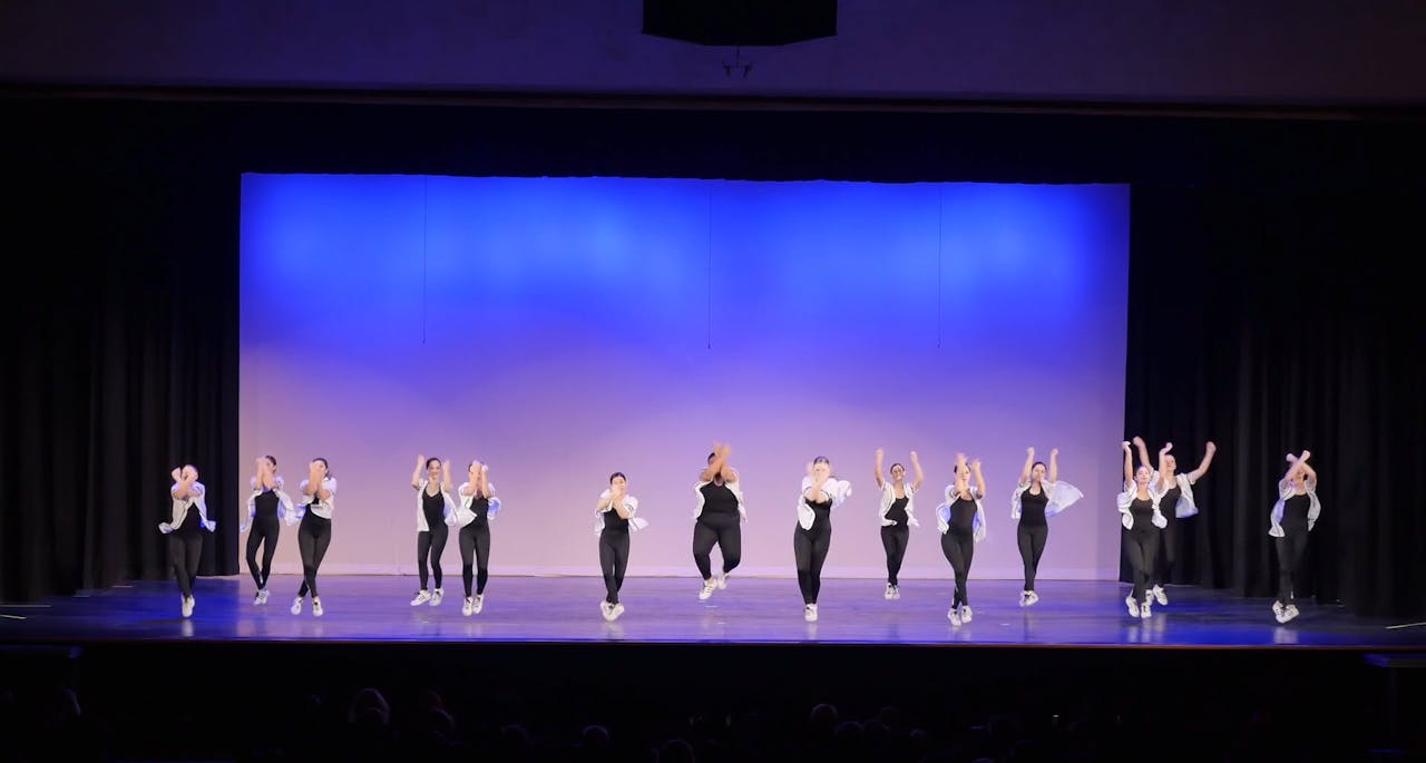 37 It's a Party - Dance Studio M