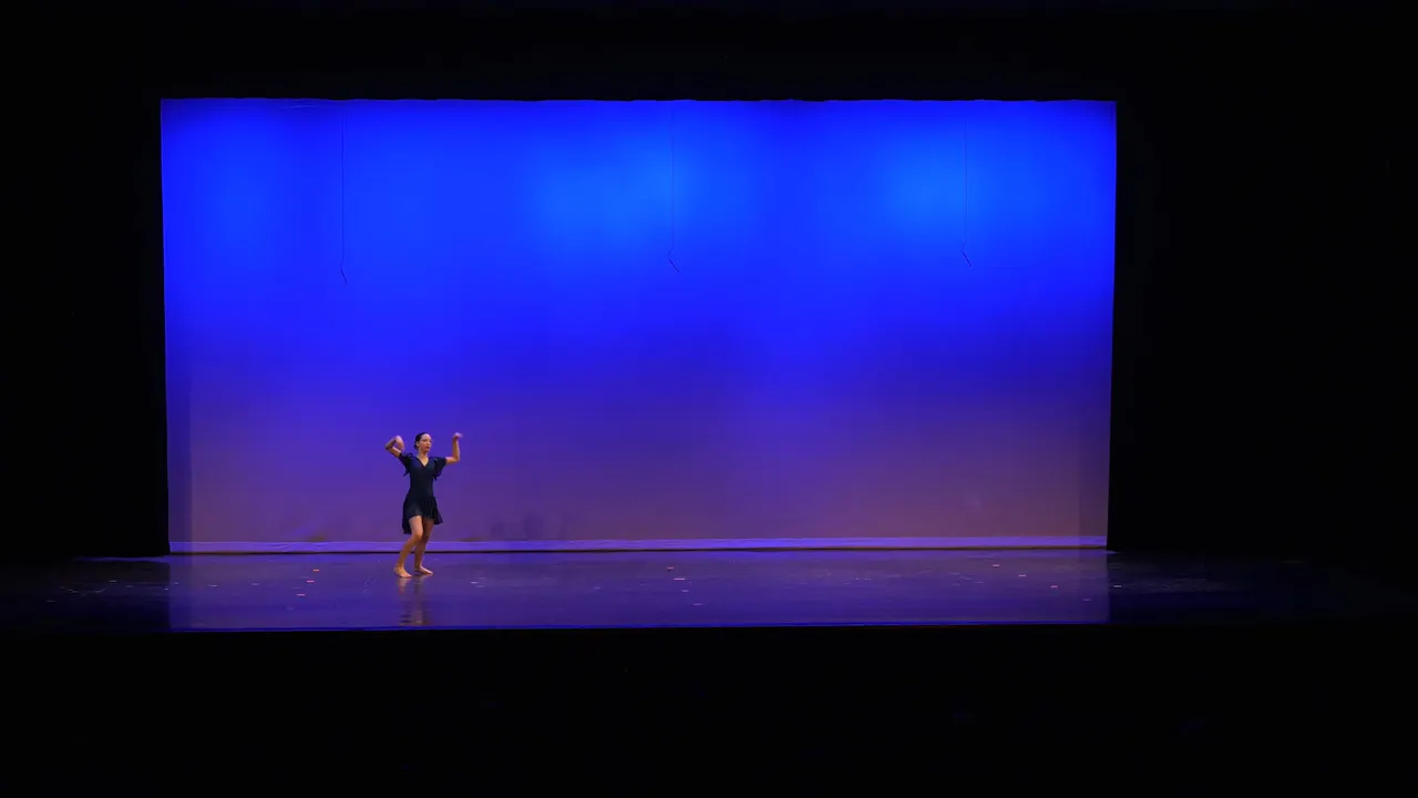 18 - Landslide - Dance Studio M