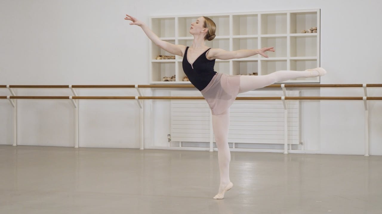 Ballet Technique Tips with Renato Paroni | Piqué vs plié relevé ...