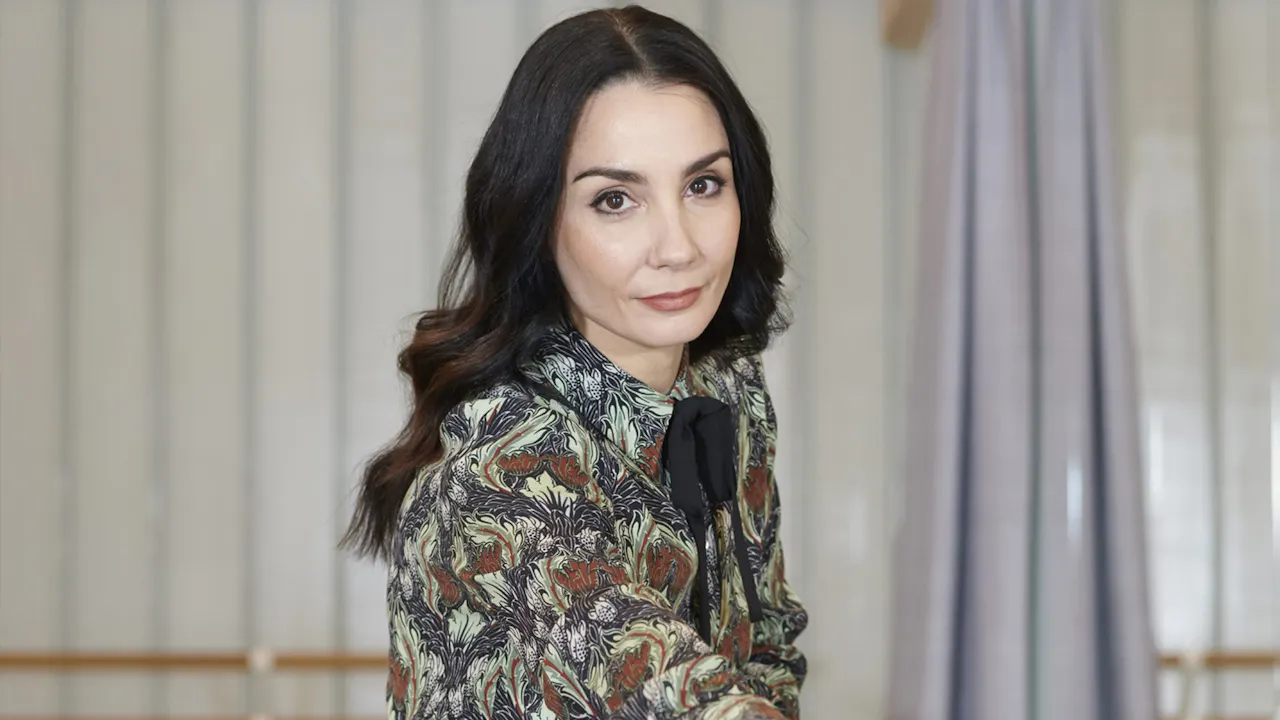 Ballet Class with Tamara Rojo | 23 - Ballet Class with Tamara Rojo ...