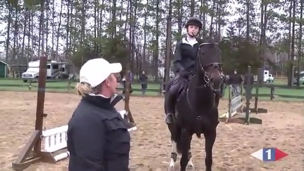 Novice / Training | Becky Holder | PART 01 - Equestrian+
