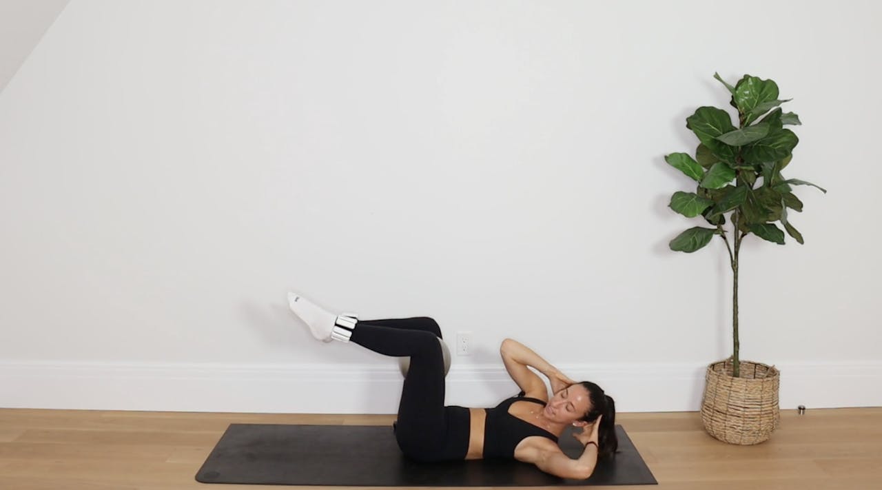 11 Min Obliques & Lower Abs Sculpt - FIT FROM A TO Z by Amanda Zweig