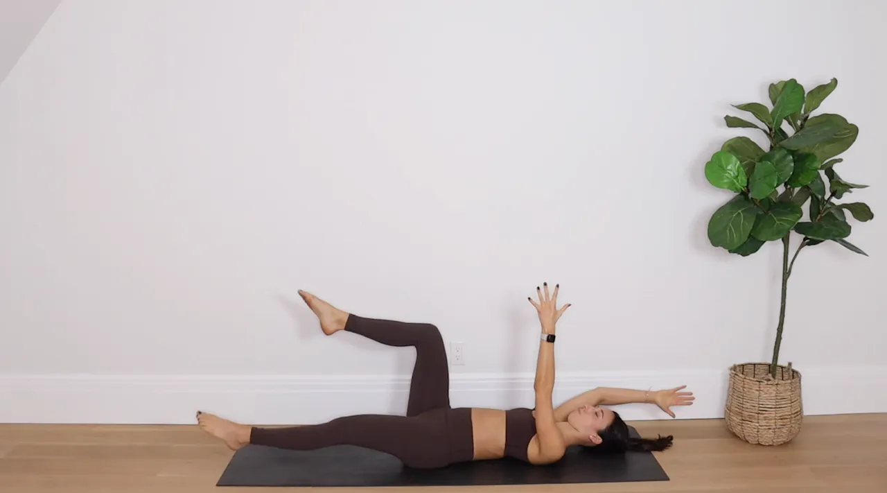 21 Min Pelvic Floor & Core Pilates Flow 1 - FIT FROM A TO Z by Amanda Zweig