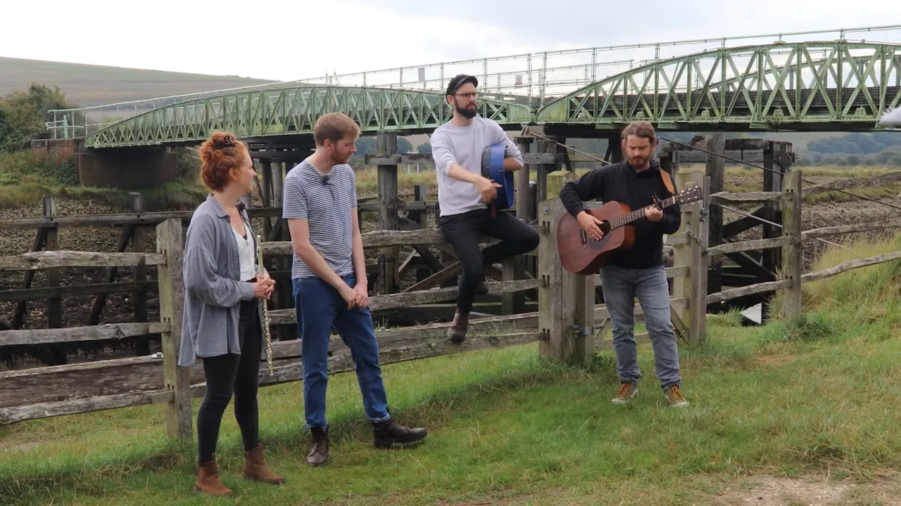 Welsh Ploughboy—Bird in the Belly - Folk On Foot