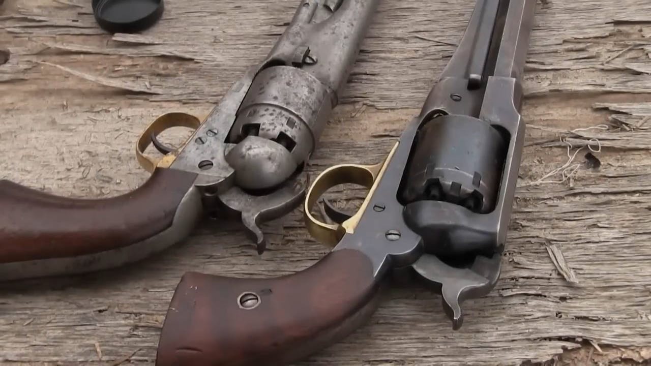 Original 1858 Remington New Model Army vs original Colt 1860 Army ...