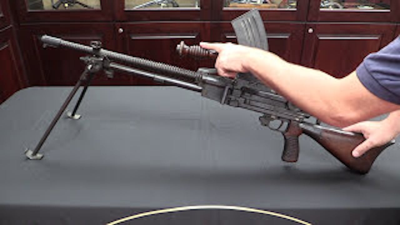 Nambu Type 96 & Type 99 LMGs - History of Weapons & War