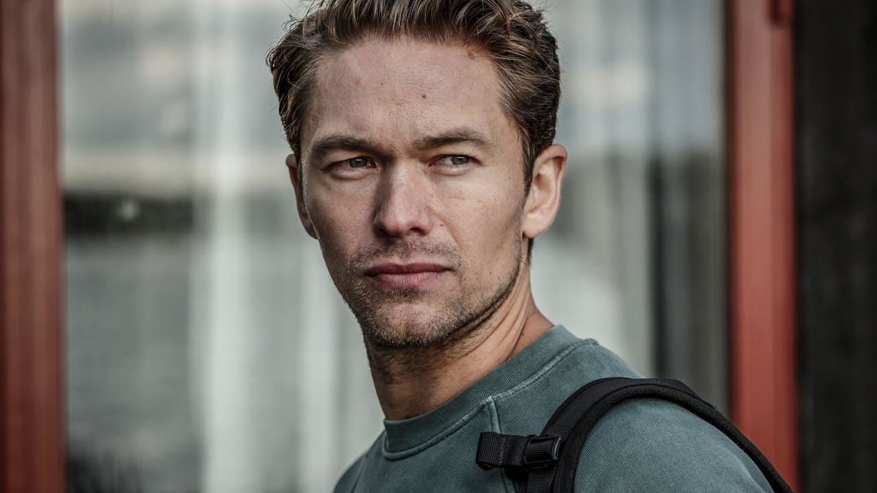 Agent Hamilton: Episode 06 (Sn 1 Ep 6) - Season 1 - MHz Choice