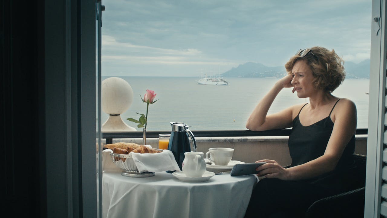 Salamander: Episode 5 - Season 1 - MHz Choice