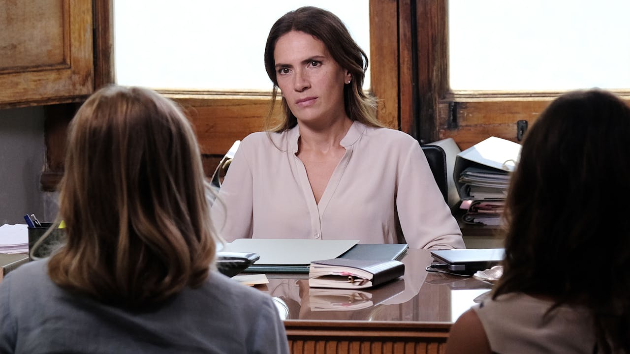 Six Women: Episode 02 - Season 1 - MHz Choice