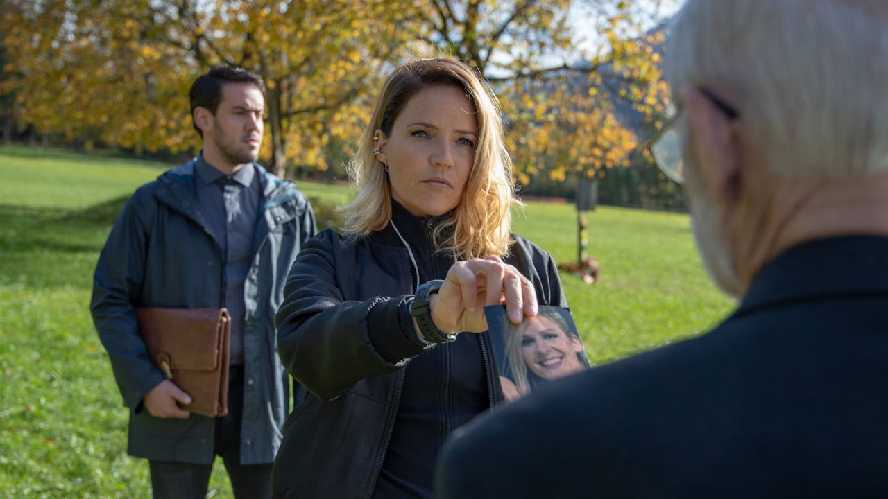 Backwoods Crime: The Girl from The Mountain Lake - Season 2 - MHz Choice