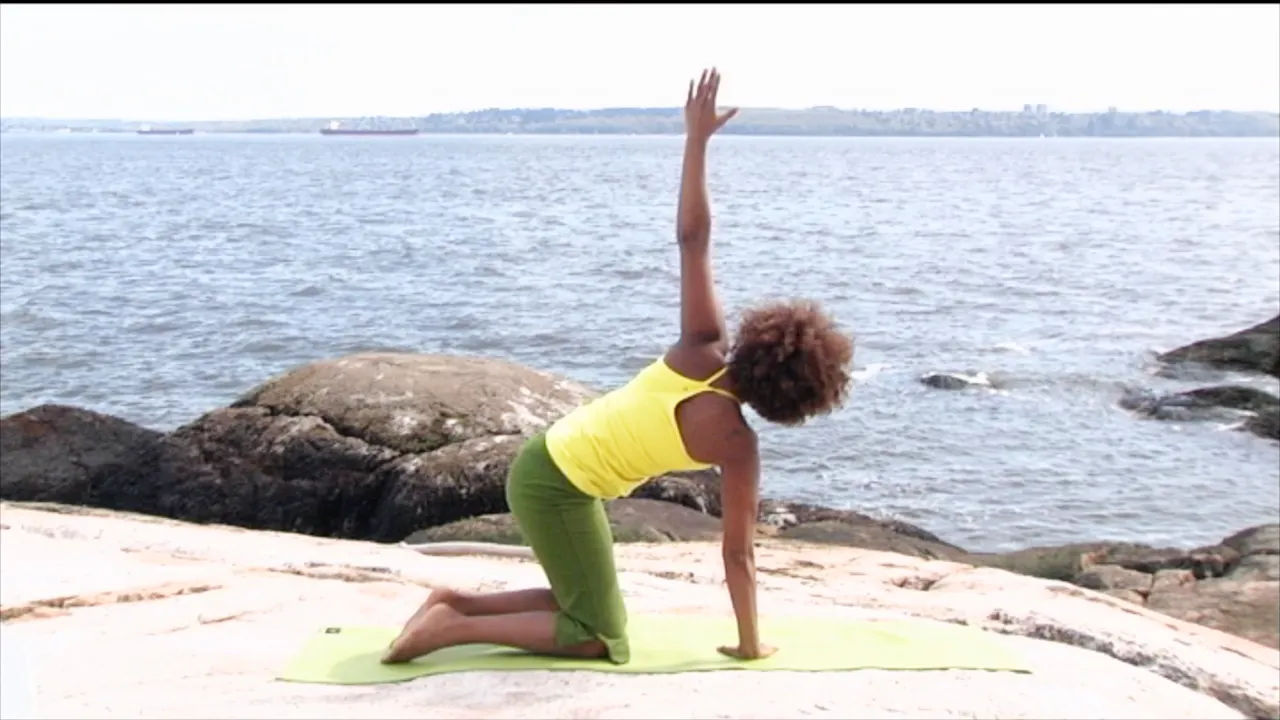 Sea Side Yoga Flow - Gaiam TV Fit Yoga