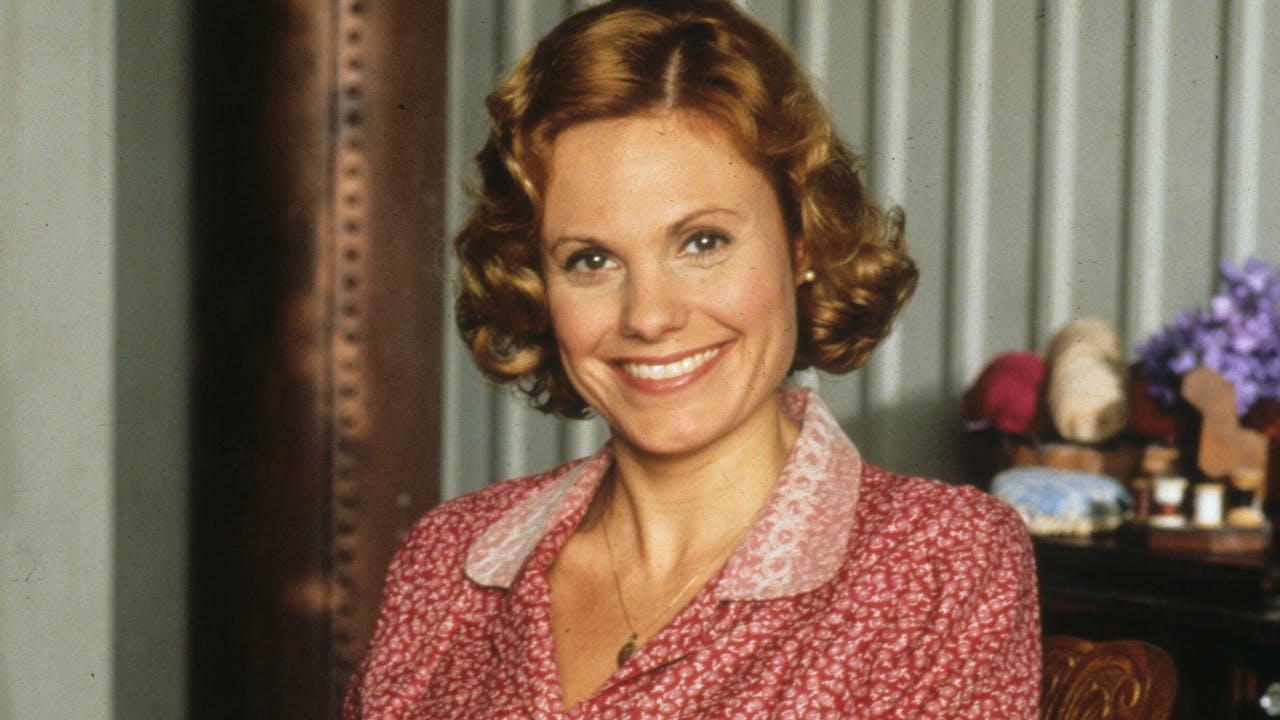 Interview with Cynthia Belliveau - Season 2 - Interviews with Cast ...