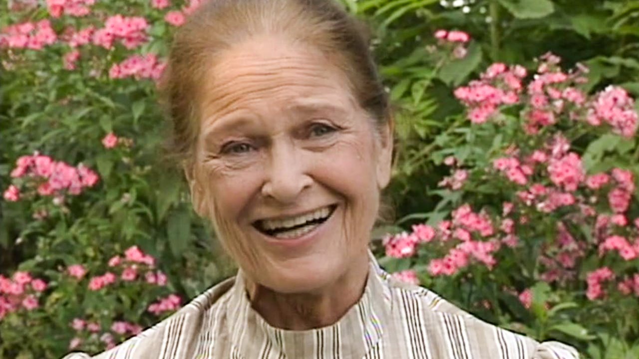 Colleen Dewhurst On Marilla Cuthbert Green Gables Behind The Scenes Gazebotv