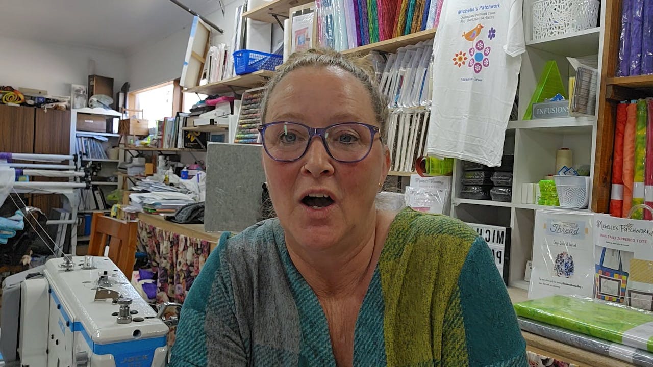 Fold and Stitch Purse GICS18 - Michelle de Groot - GICS CraftTV