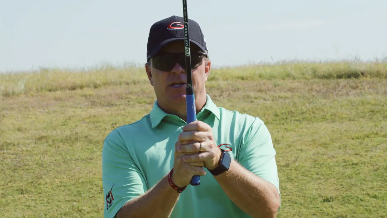 How the Putting Grip & Stroke Relates to the Full Swing - Graves Golf ...